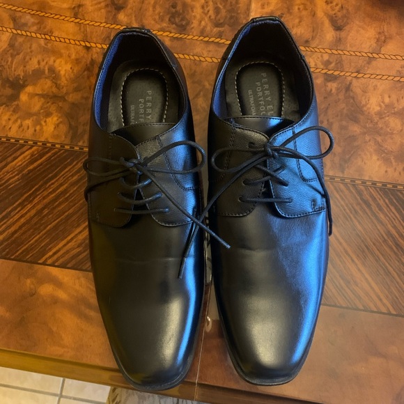 Perry Ellis | Shoes | Perry Ellis Portfolio Ultra Foam Mens Dress Shoes ...